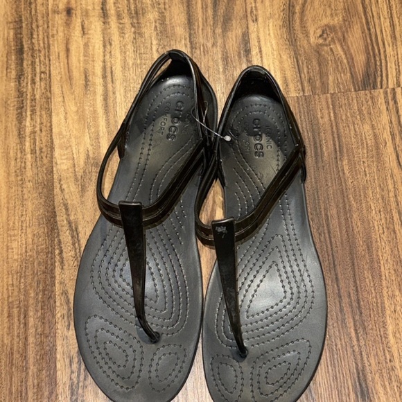 CROCS | Shoes | Crocs Black Sandals Minimalist Tstrap Design | Poshmark